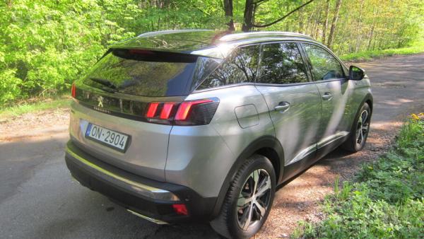 Grey Peugeot 3008 2019 in Riga, with an engine capacity of 1.50 L and mileage of 193 thousand km for 11750 €, photo 3 on AUTOMOTO.COM.LV