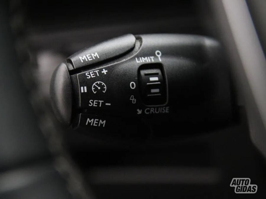 Pelēks Peugeot 3008 2019 Viļņa, ar dzinēja tilpumu 1.20 L un nobraukumu 177 tūkst. km par 10999 €, foto 29 vietnē AUTOMOTO.COM.LV