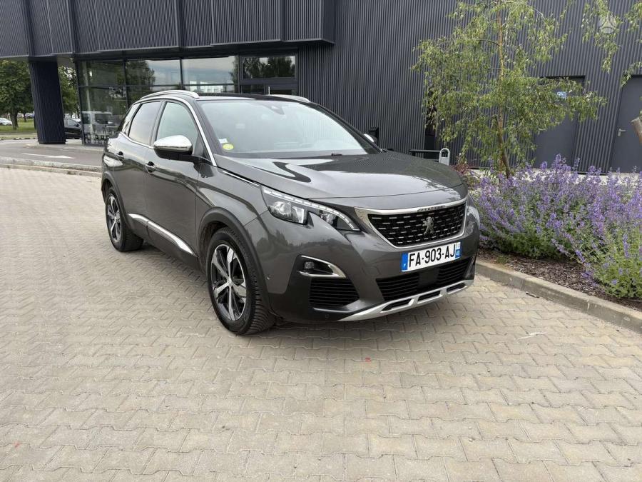 Grey Peugeot 3008 2019 in Kaunas, with an engine capacity of 2.00 L and mileage of 200 thousand km for 13500 €, photo 1 on AUTOMOTO.COM.LV