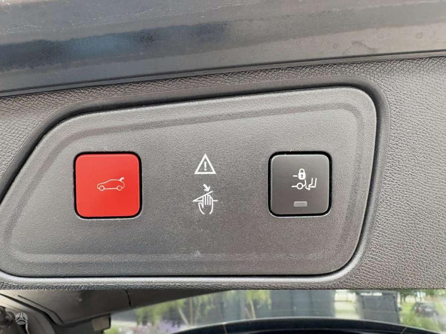 Grey Peugeot 3008 2019 in Kaunas, with an engine capacity of 2.00 L and mileage of 200 thousand km for 13500 €, photo 20 on AUTOMOTO.COM.LV