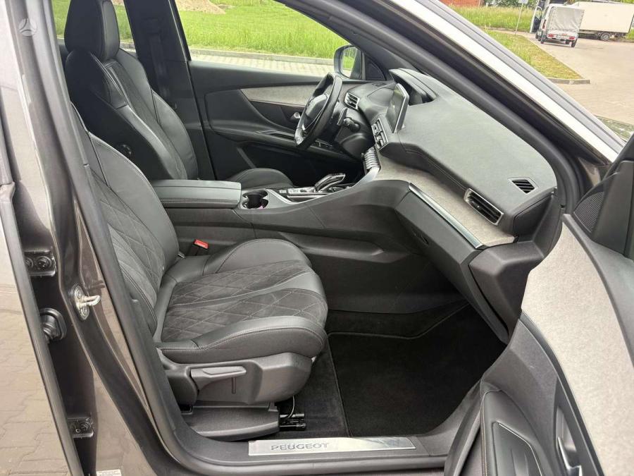 Grey Peugeot 3008 2019 in Kaunas, with an engine capacity of 2.00 L and mileage of 200 thousand km for 13500 €, photo 21 on AUTOMOTO.COM.LV