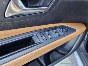 Pelēks Peugeot 3008 2019 Kauņa, ar dzinēja tilpumu 1.20 L un nobraukumu 185 tūkst. km par 10450 €, foto 10 vietnē AUTOMOTO.COM.LV