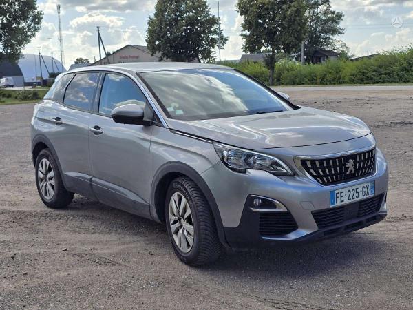 Grey Peugeot 3008 2019 in Taurage, with an engine capacity of 1.50 L and mileage of 320 thousand km for 8800 €, photo 3 on AUTOMOTO.COM.LV