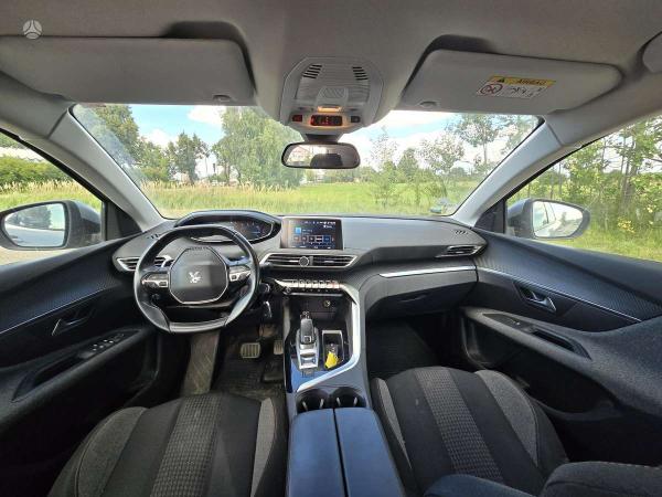 Grey Peugeot 3008 2019 in Taurage, with an engine capacity of 1.50 L and mileage of 320 thousand km for 8800 €, photo 6 on AUTOMOTO.COM.LV