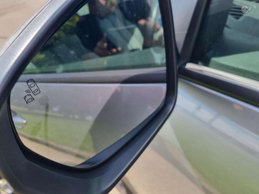 Grey Peugeot 3008 2019 in Taurage, with an engine capacity of 1.50 L and mileage of 186 thousand km for 12500 €, photo 18 on AUTOMOTO.COM.LV