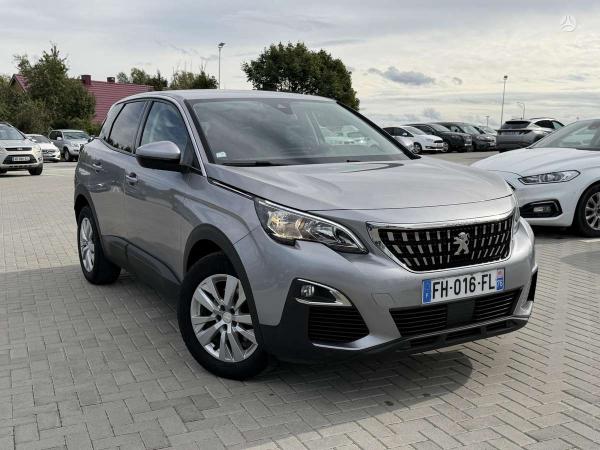 Grey Peugeot 3008 2019 in Taurage, with an engine capacity of 1.50 L and mileage of 242 thousand km for 10200 €, photo 3 on AUTOMOTO.COM.LV