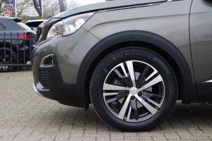 Pelēks Peugeot 3008 2020 Kauņa, ar dzinēja tilpumu 1.20 L un nobraukumu 49 tūkst. km par 26414 €, foto 21 vietnē AUTOMOTO.COM.LV