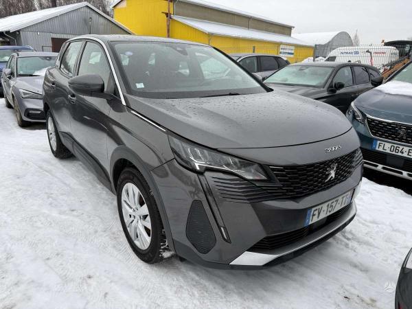 Grey Peugeot 3008 2020 in Kaunas, with an engine capacity of 1.20 L and mileage of 143 thousand km for 11979 €, photo 1 on AUTOMOTO.COM.LV