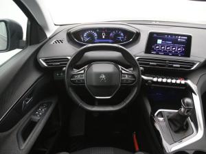 Grey Peugeot 3008 2020 in Vilnius, with an engine capacity of 1.20 L and mileage of 102 thousand km for 13399 €, photo 17 on AUTOMOTO.COM.LV