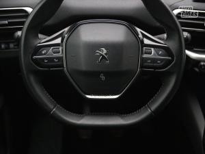 Grey Peugeot 3008 2020 in Vilnius, with an engine capacity of 1.20 L and mileage of 102 thousand km for 13399 €, photo 18 on AUTOMOTO.COM.LV