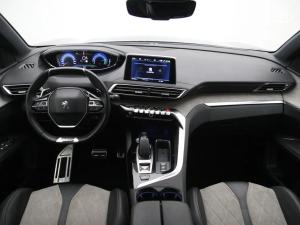 Grey Peugeot 3008 2020 in Vilnius, with an engine capacity of 1.60 L and mileage of 239 thousand km for 14699 €, photo 3 on AUTOMOTO.COM.LV