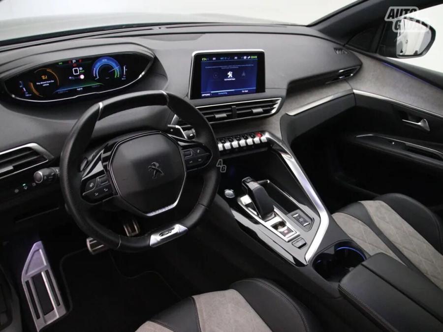 Grey Peugeot 3008 2020 in Vilnius, with an engine capacity of 1.60 L and mileage of 239 thousand km for 14699 €, photo 17 on AUTOMOTO.COM.LV