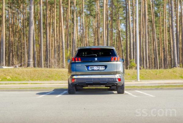 Grey Peugeot 3008 2020 in Riga, with an engine capacity of 1.20 L and mileage of 72 thousand km for 14590 €, photo 6 on AUTOMOTO.COM.LV