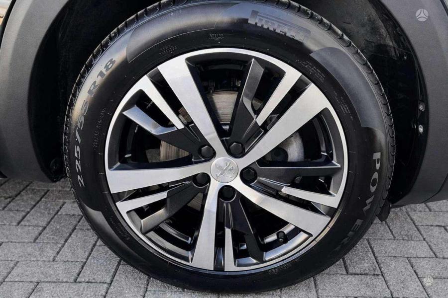 Pelēks Peugeot 3008 2020 Marijampole, ar dzinēja tilpumu 1.50 L un nobraukumu 173 tūkst. km par 14762 €, foto 24 vietnē AUTOMOTO.COM.LV