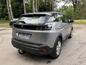 Grey Peugeot 3008 2020 in Taurage, with an engine capacity of 1.20 L and mileage of 230 thousand km for 9250 €, photo 6 on AUTOMOTO.COM.LV