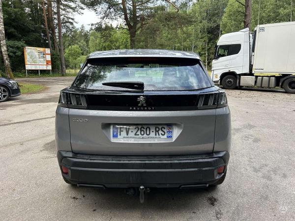 Grey Peugeot 3008 2020 in Taurage, with an engine capacity of 1.20 L and mileage of 230 thousand km for 9250 €, photo 6 on AUTOMOTO.COM.LV