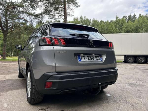 Grey Peugeot 3008 2020 in Taurage, with an engine capacity of 1.20 L and mileage of 230 thousand km for 9250 €, photo 10 on AUTOMOTO.COM.LV