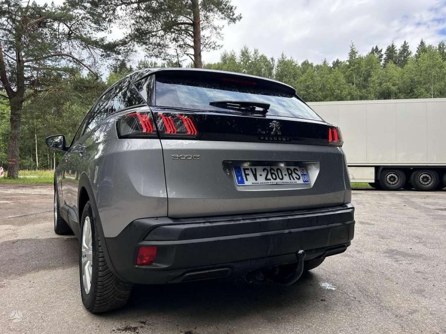 Grey Peugeot 3008 2020 in Taurage, with an engine capacity of 1.20 L and mileage of 230 thousand km for 9250 €, photo 11 on AUTOMOTO.COM.LV