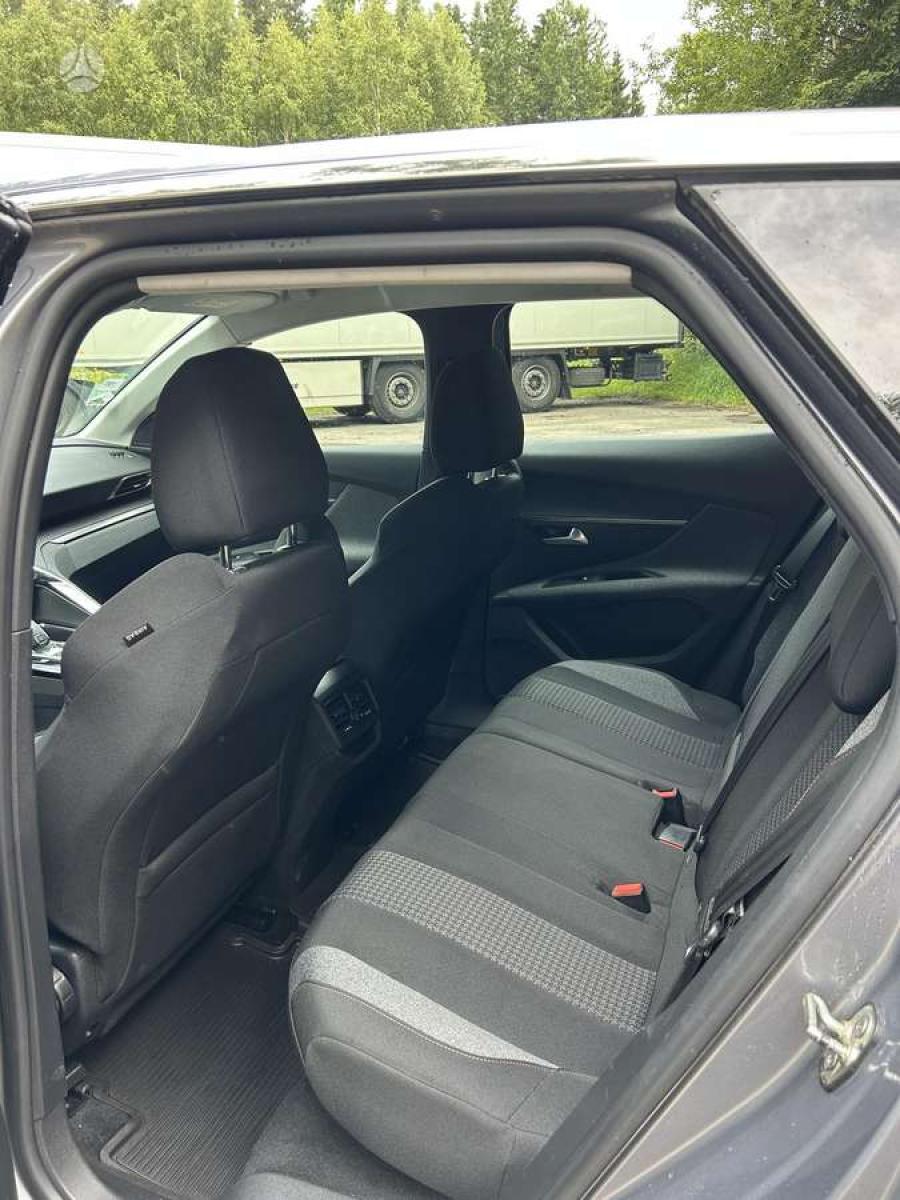 Grey Peugeot 3008 2020 in Taurage, with an engine capacity of 1.20 L and mileage of 230 thousand km for 9250 €, photo 14 on AUTOMOTO.COM.LV