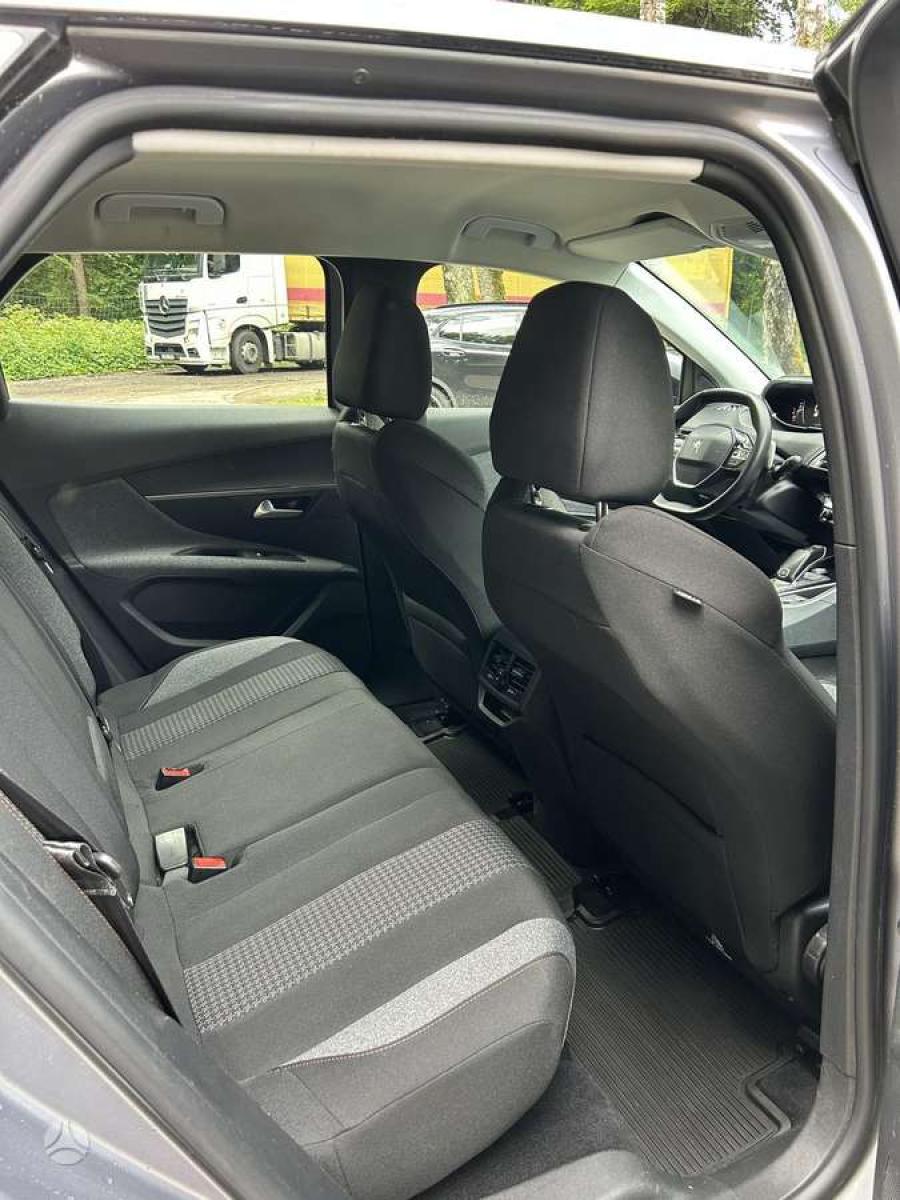 Grey Peugeot 3008 2020 in Taurage, with an engine capacity of 1.20 L and mileage of 230 thousand km for 9250 €, photo 16 on AUTOMOTO.COM.LV