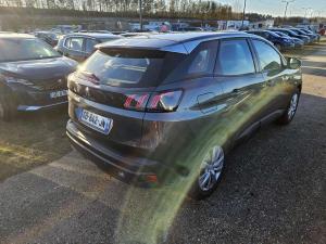 Grey Peugeot 3008 2021 in Vilnius, with an engine capacity of 1.20 L and mileage of 79 thousand km for 14157 €, photo 5 on AUTOMOTO.COM.LV