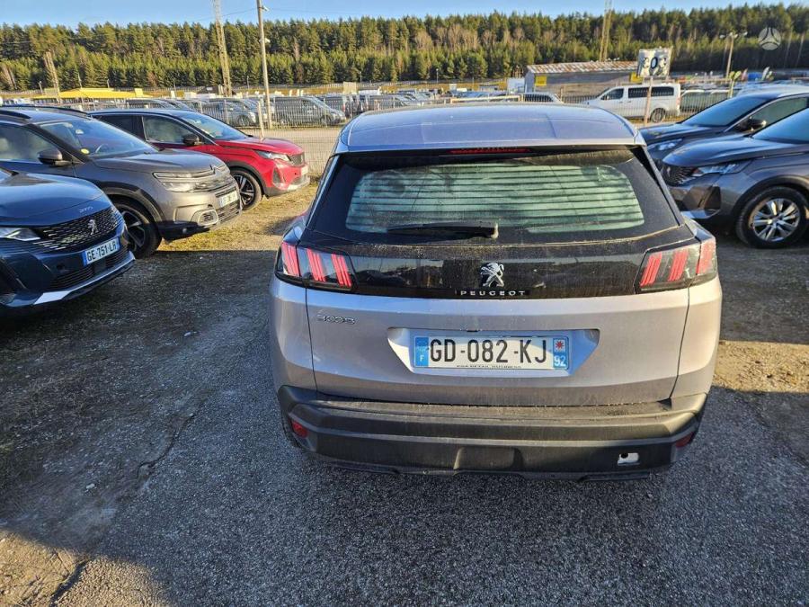 Grey Peugeot 3008 2021 in Vilnius, with an engine capacity of 1.20 L and mileage of 139 thousand km for 13189 €, photo 6 on AUTOMOTO.COM.LV