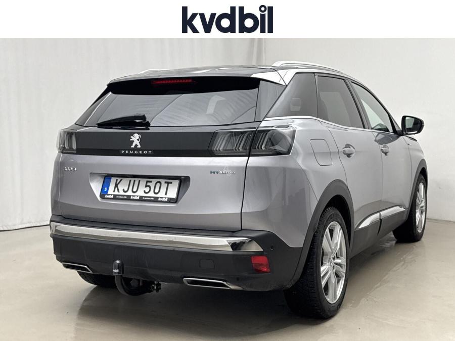 Grey Peugeot 3008 2021 in Kaunas, with an engine capacity of 0.00 L and mileage of 98 thousand km for 27978 €, photo 3 on AUTOMOTO.COM.LV
