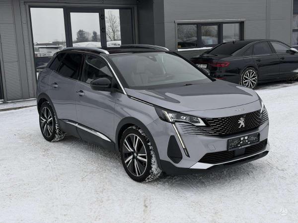 Grey Peugeot 3008 2021 in Siauliai, with an engine capacity of 1.60 L and mileage of 102 thousand km for 20990 €, photo 3 on AUTOMOTO.COM.LV