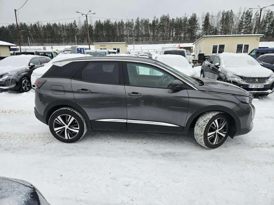 Pelēks Peugeot 3008 2021 Viļņa, ar dzinēja tilpumu 1.50 L un nobraukumu 172 tūkst. km par 15488 €, foto 4 vietnē AUTOMOTO.COM.LV