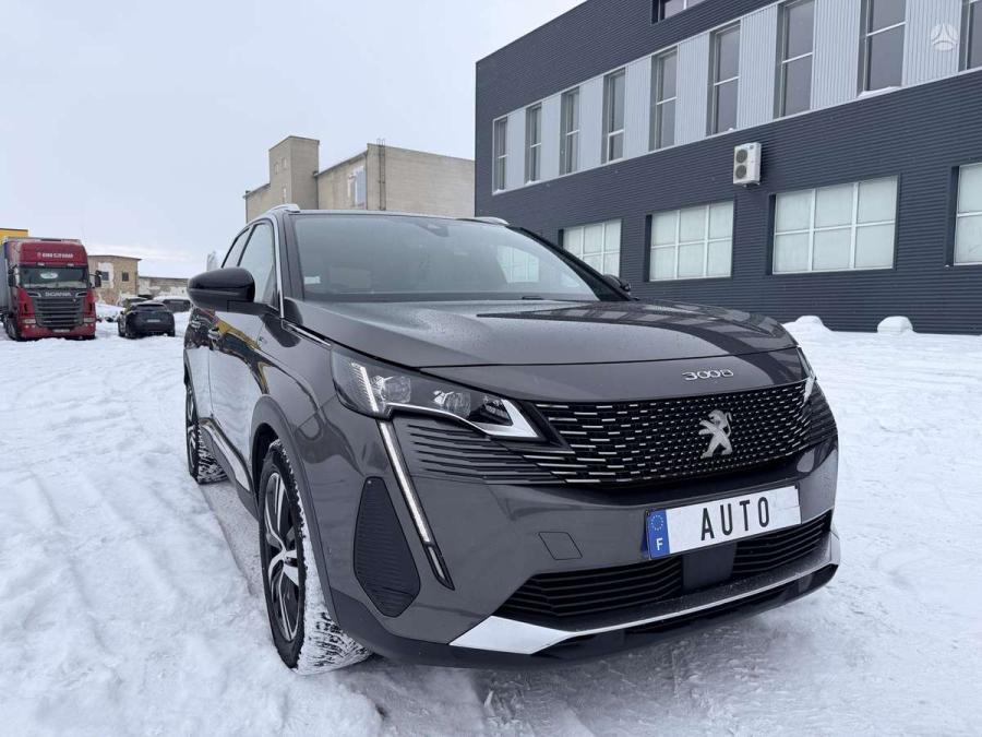 Grey Peugeot 3008 2021 in Taurage, with an engine capacity of 1.60 L and mileage of 166 thousand km for 12999 €, photo 1 on AUTOMOTO.COM.LV