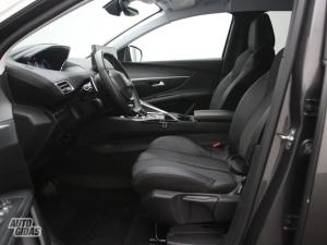 Grey Peugeot 3008 2021 in Vilnius, with an engine capacity of 1.60 L and mileage of 209 thousand km for 15799 €, photo 5 on AUTOMOTO.COM.LV
