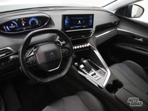 Grey Peugeot 3008 2021 in Vilnius, with an engine capacity of 1.60 L and mileage of 209 thousand km for 15799 €, photo 17 on AUTOMOTO.COM.LV