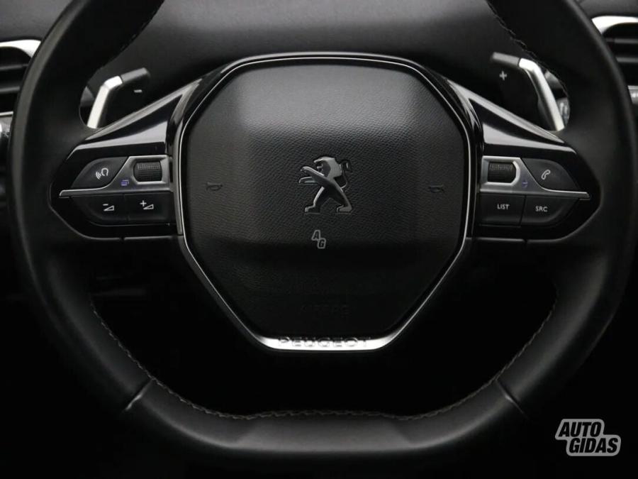 Grey Peugeot 3008 2021 in Vilnius, with an engine capacity of 1.60 L and mileage of 209 thousand km for 15799 €, photo 19 on AUTOMOTO.COM.LV