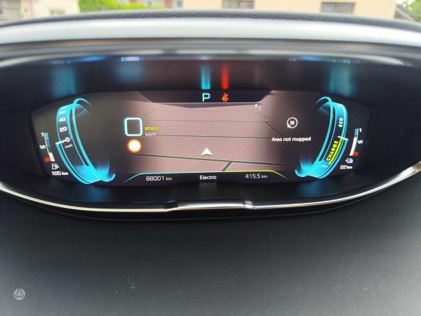 Grey Peugeot 3008 2021 in Kalvarija, with an engine capacity of 1.60 L and mileage of 88 thousand km for 21357 €, photo 5 on AUTOMOTO.COM.LV