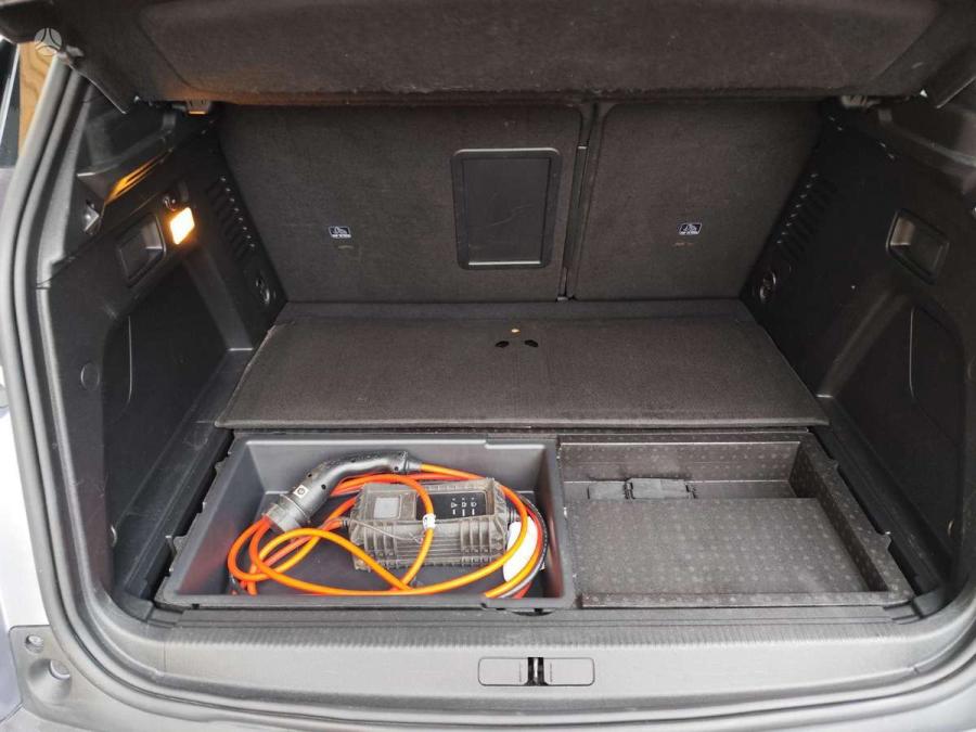 Pelēks Peugeot 3008 2021 Kalvarija, ar dzinēja tilpumu 1.60 L un nobraukumu 88 tūkst. km par 21357 €, foto 15 vietnē AUTOMOTO.COM.LV