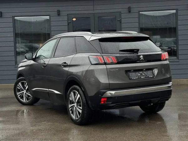 Pelēks Peugeot 3008 2021 Jelgava, ar dzinēja tilpumu 1.50 L un nobraukumu 115 tūkst. km par 19450 €, foto 2 vietnē AUTOMOTO.COM.LV