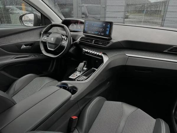 Pelēks Peugeot 3008 2021 Jelgava, ar dzinēja tilpumu 1.50 L un nobraukumu 115 tūkst. km par 19450 €, foto 8 vietnē AUTOMOTO.COM.LV