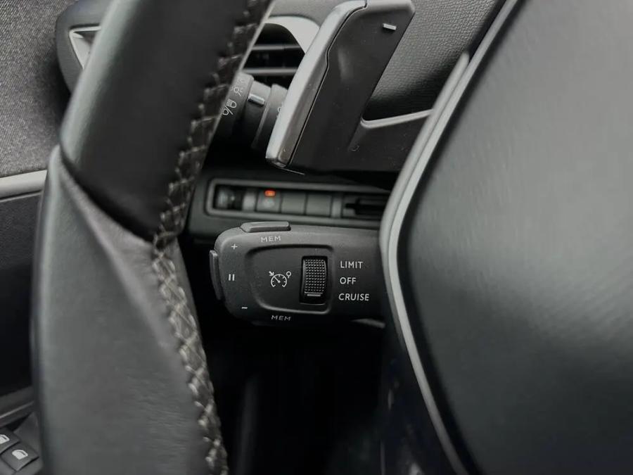 Pelēks Peugeot 3008 2021 Jelgava, ar dzinēja tilpumu 1.50 L un nobraukumu 115 tūkst. km par 19450 €, foto 17 vietnē AUTOMOTO.COM.LV