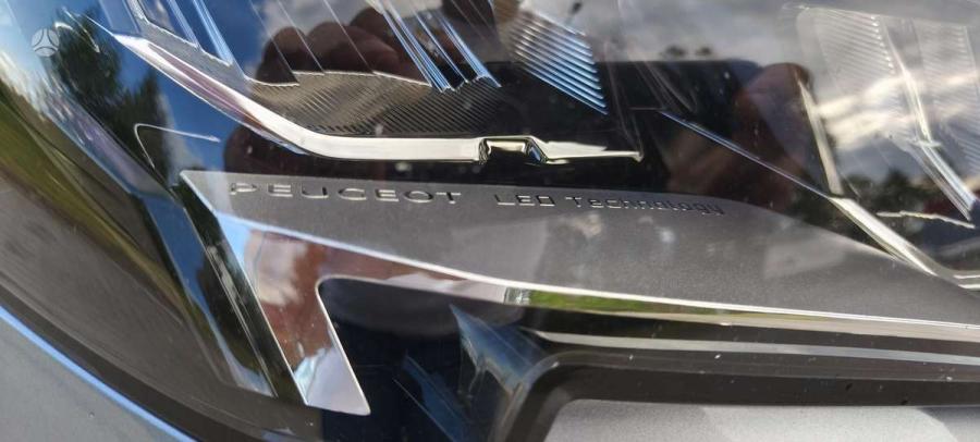 Pelēks Peugeot 3008 2021 Tauragė, ar dzinēja tilpumu 1.20 L un nobraukumu 240 tūkst. km par 10200 €, foto 13 vietnē AUTOMOTO.COM.LV