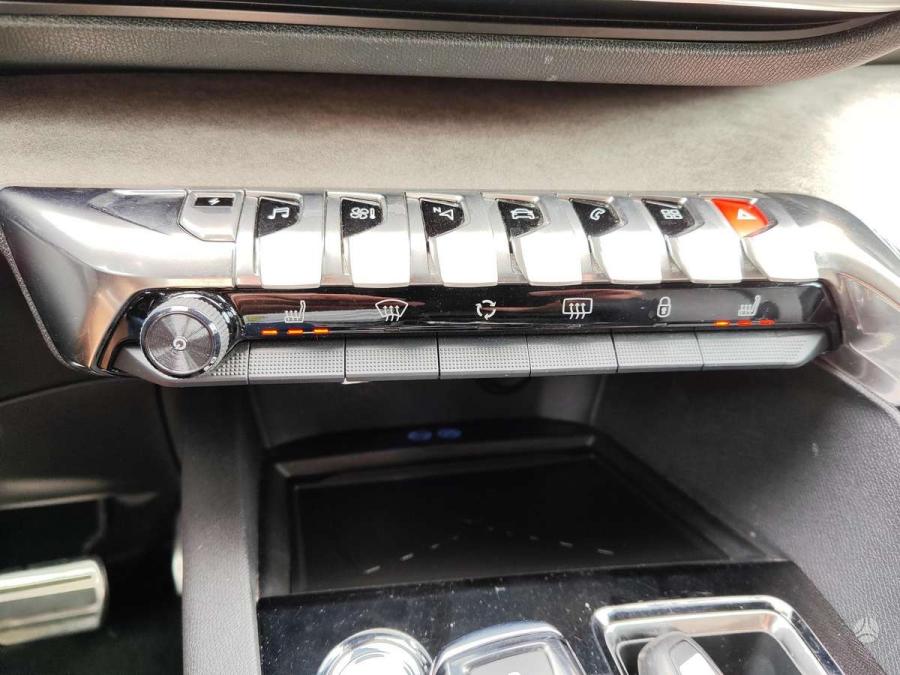 Pelēks Peugeot 3008 2021 Marijampole, ar dzinēja tilpumu 1.60 L un nobraukumu 71 tūkst. km par 21411 €, foto 25 vietnē AUTOMOTO.COM.LV