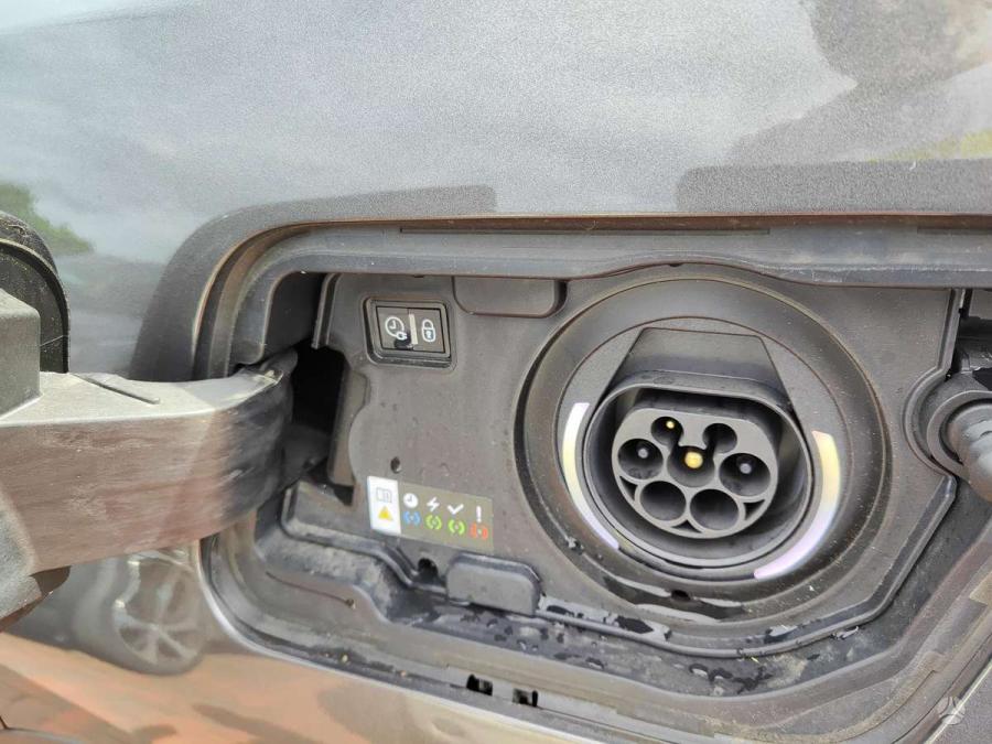 Pelēks Peugeot 3008 2021 Marijampole, ar dzinēja tilpumu 1.60 L un nobraukumu 71 tūkst. km par 21411 €, foto 48 vietnē AUTOMOTO.COM.LV