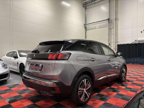 Grey Peugeot 3008 2021 in Vilnius, with an engine capacity of 1.60 L and mileage of 118 thousand km for 17990 €, photo 4 on AUTOMOTO.COM.LV
