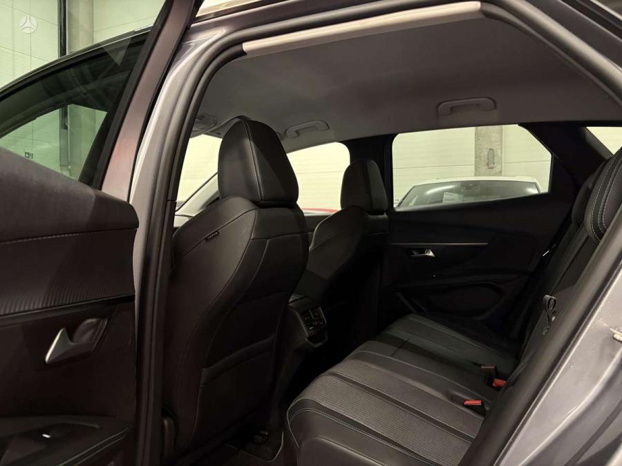 Grey Peugeot 3008 2021 in Vilnius, with an engine capacity of 1.60 L and mileage of 118 thousand km for 17990 €, photo 26 on AUTOMOTO.COM.LV