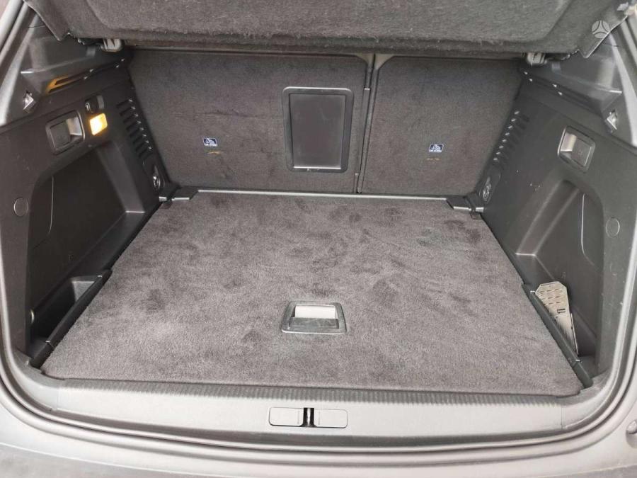 Pelēks Peugeot 3008 2021 Kalvarija, ar dzinēja tilpumu 1.20 L un nobraukumu 96 tūkst. km par 18574 €, foto 14 vietnē AUTOMOTO.COM.LV