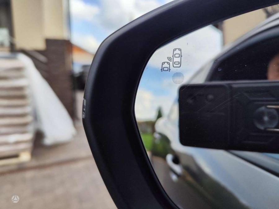 Pelēks Peugeot 3008 2021 Kalvarija, ar dzinēja tilpumu 1.20 L un nobraukumu 96 tūkst. km par 18574 €, foto 22 vietnē AUTOMOTO.COM.LV