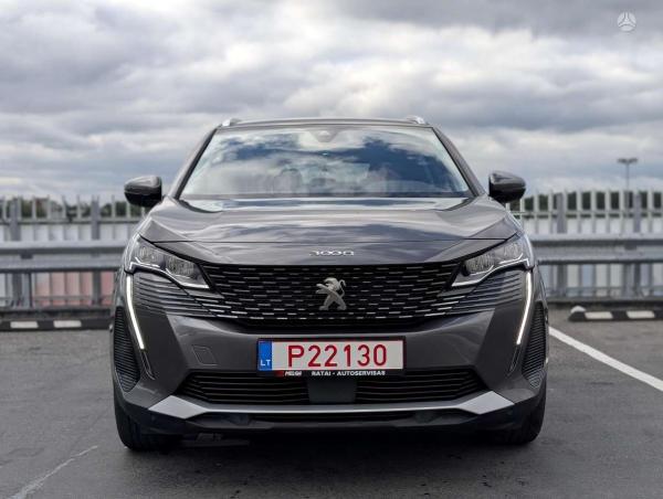 Grey Peugeot 3008 2021 in Vilnius, with an engine capacity of 1.60 L and mileage of 142 thousand km for 15900 €, photo 2 on AUTOMOTO.COM.LV