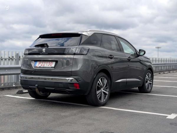 Grey Peugeot 3008 2021 in Vilnius, with an engine capacity of 1.60 L and mileage of 142 thousand km for 15900 €, photo 7 on AUTOMOTO.COM.LV