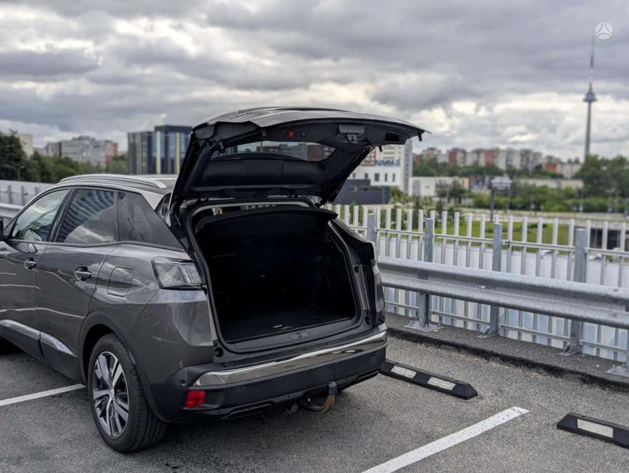 Pelēks Peugeot 3008 2021 Viļņa, ar dzinēja tilpumu 1.60 L un nobraukumu 142 tūkst. km par 15900 €, foto 9 vietnē AUTOMOTO.COM.LV