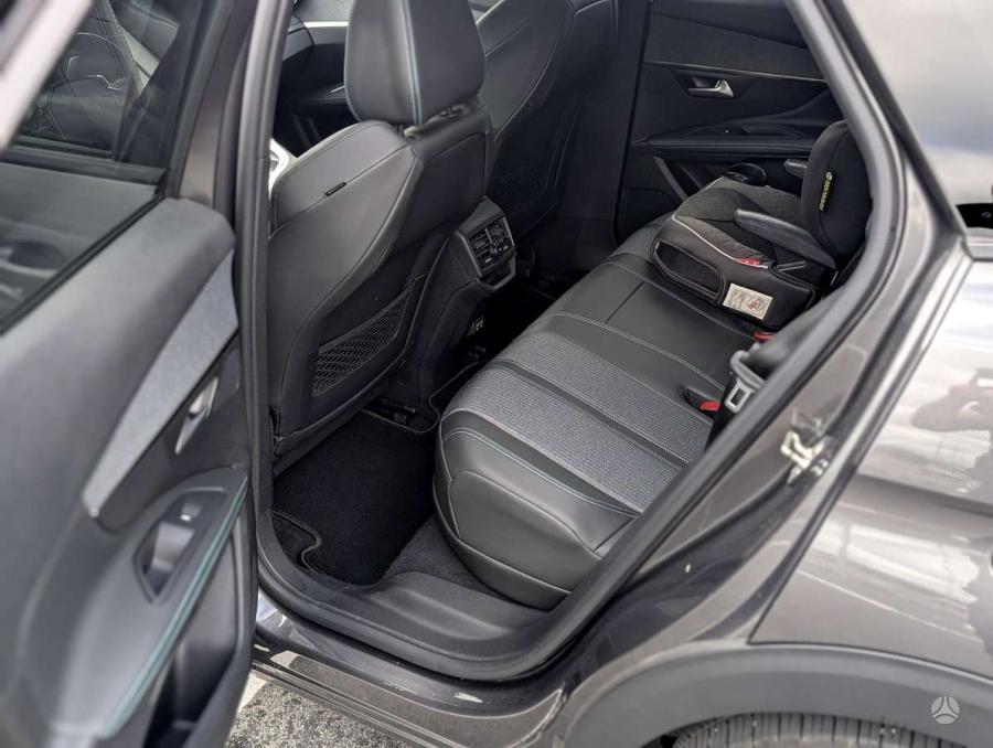 Pelēks Peugeot 3008 2021 Viļņa, ar dzinēja tilpumu 1.60 L un nobraukumu 142 tūkst. km par 15900 €, foto 12 vietnē AUTOMOTO.COM.LV