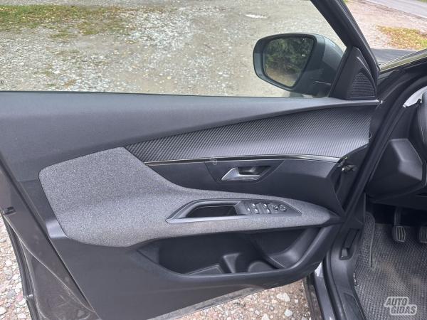 Grey Peugeot 3008 2021 in Klaipeda, with an engine capacity of 1.50 L and mileage of 163 thousand km for 12800 €, photo 9 on AUTOMOTO.COM.LV